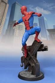 PRÉ VENDA Estátua Spider Man De Volta ao Lar Homecoming 1 6