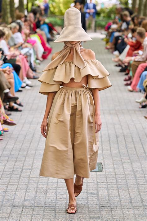 Blusas de moda en Primavera Verano 2023 Todos los diseños en tendencia