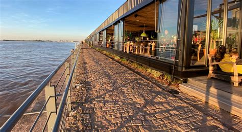 Cais Embarcadero ponto de encontro de Porto Alegre e o Guaíba