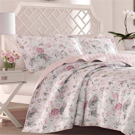 Pink Breezy Floral Quilt Set Laura Ashley Quilt Sets Country Quilt