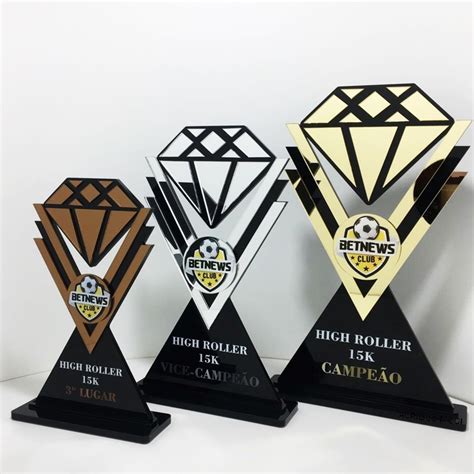 Kit 3 Troféus em Acrílico Personalizados Para Premiação