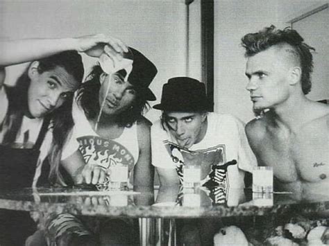 Pin En Red Hot Chili Peppers En