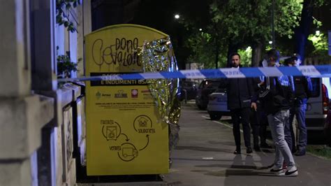 Milano Feto Morto In Un Cassonetto Della Caritas Alanews