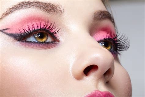 Zajímavé nápady na make up pro novoroční oslavy