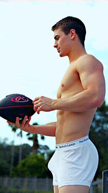 Pin On Hot Men Bulge
