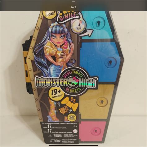 Monster High Skulltimate Secrets Cleo Denile Fashion Doll Locker S