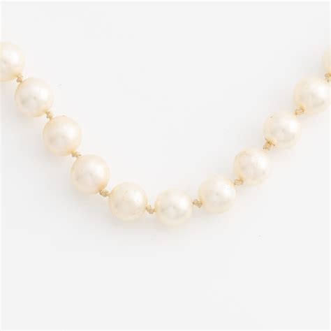 Collier med odlade pärlor lås 18K guld Bukowskis
