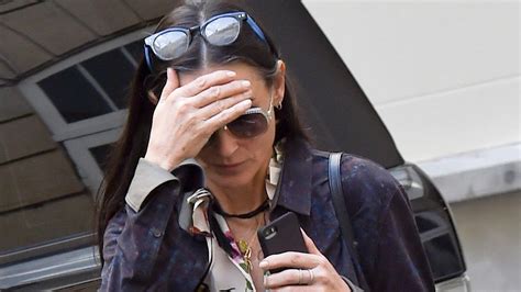 Demi Moore confesó que vivió una espiral de autodestrucción en los