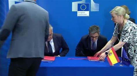 Bolaños y Pons firman el acuerdo de renovación del CGPJ ante la