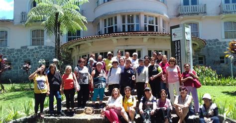 Ecoturismo Ecoralph Grupo Na Parte Baixa Do Parque Nacional Do Itatiaia