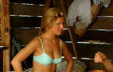 Lynda Lacoste Nuda Anni In Les Vacances De L Amour