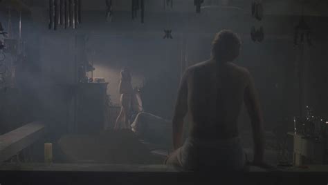 Naked Kathleen Turner In Body Heat