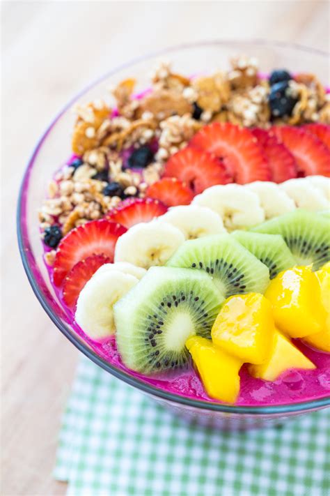 Breakfast Smoothie Bowl Recipes To Help You Lose Weight