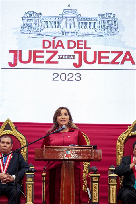 Presidenta de la república Dina Ercilia Boluarte Zegarra participó de