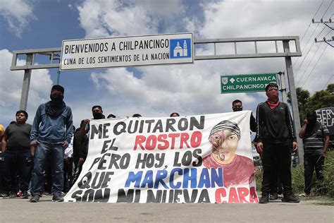 Inician jornada de protesta al conmemorar 8 años de caso Ayotzinapa en