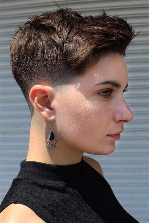 How To Do A Taper Haircut On A Woman Step By Step Guide The