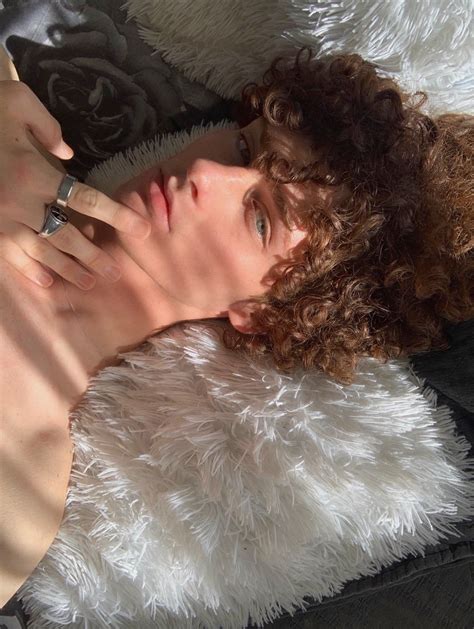 Maisie De Krassel Model Actress Artofit