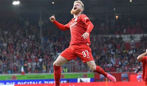 Jan Niklas Beste Kimdir Elips Haber