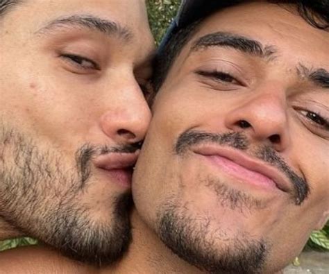Notícias Filho de Antonio Fagundes assume namoro companheiro de