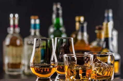 Scotch Vs Bourbon Main Differences Best Bottles To Buy