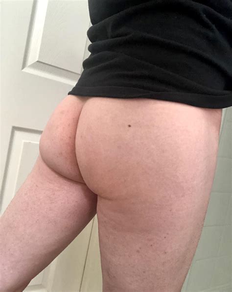 Need These Cheeks Clapped Scrolller