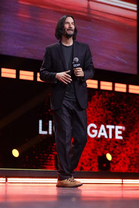 Keanu Reeves Na CCXP22 Painel De John Wick 4 Baba Yaga Da Paris