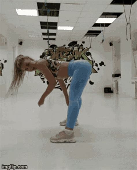 Twerk Twerking Twerk Twerking Sexy Discover Share GIFs