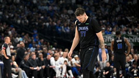 Luka Doncics Bothersome Knee Injury Drags Mavs Star Back On Injury