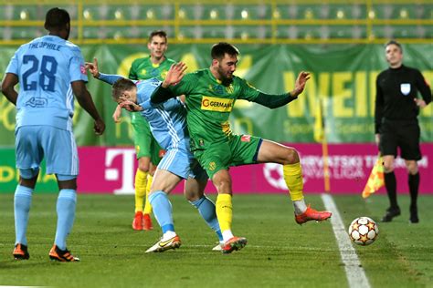 Slobodna Dalmacija Dinamo iščupao pobjedu u neizvjesnoj utakmici