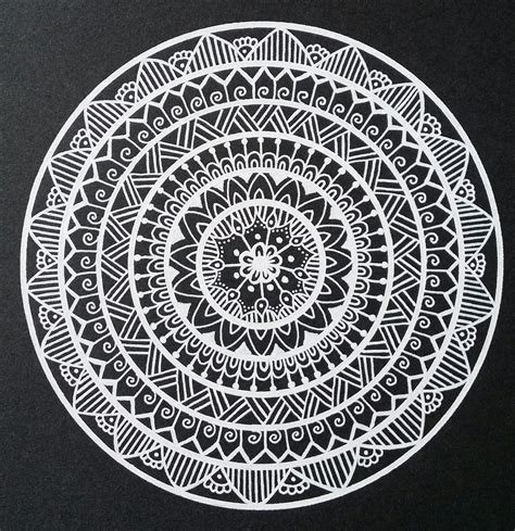 Mandala Bilder Schwarz Weiss