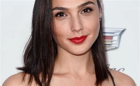 Gal Gadot The 100 Most Beautiful Women In The World 2022 Close Dec 31