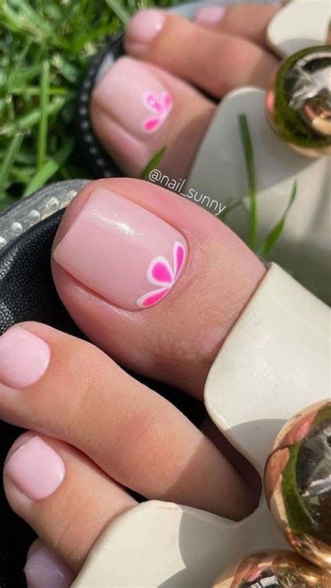 Summer White Toe Nail Designs To Swoon Over Ice Cream Whispers Clara