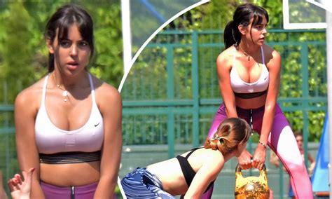 25 Georgina Rodriguez Body Measurement Celebrity Measurements 2021