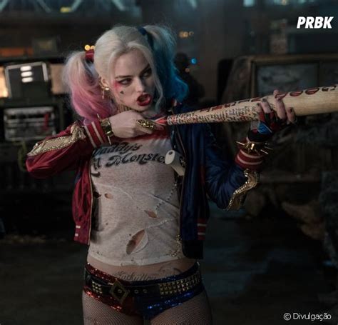 De Esquadr O Suicida Arlequina Margot Robbie Ganha Destaque Em