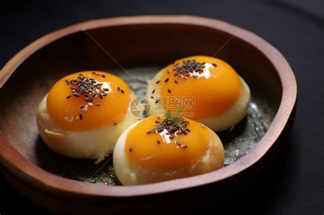 新鲜的蛋黄酥高清图片下载 正版图片600249221 摄图网