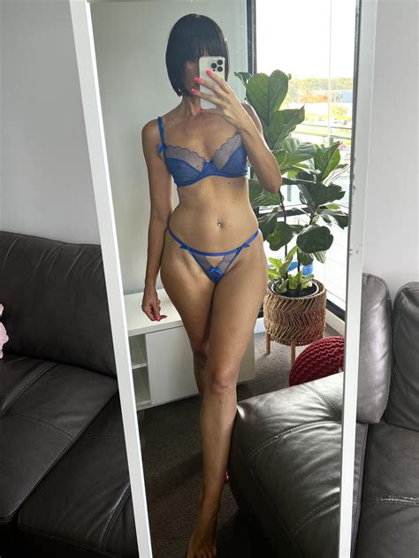 Milfs Wear The Sexiest Underwear Yo