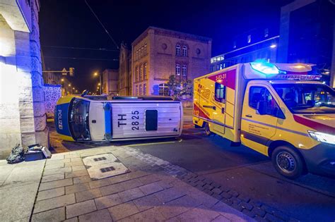 Erfurt Crash Mit Polizeiwagen Drei Menschen Verletzt Thueringen24