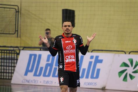 VÍDEO Assista aos gols da goleada do JEC Futsal sobre o Marreco pela