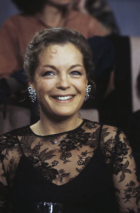 Photo En France à Paris Romy Schneider sur le plateau de l émission