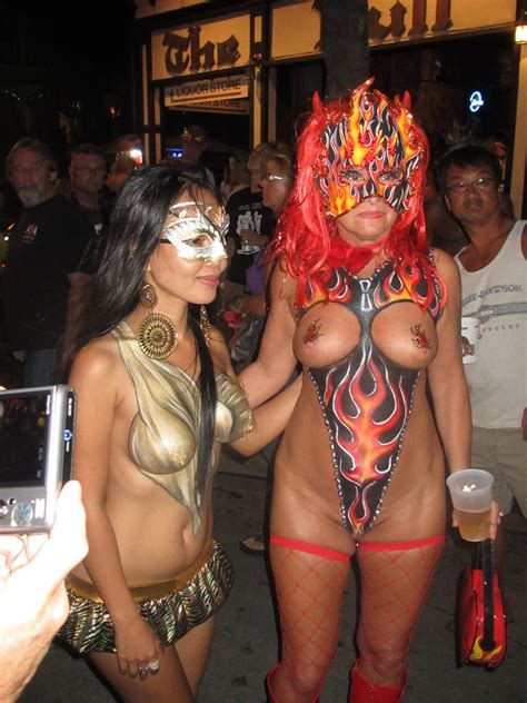 Fantasy Fest Pussy Porn Photos