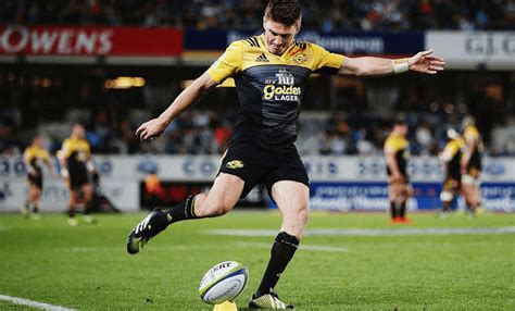 Please Stop Making Beauden Barrett Kick Goals The Spinoff