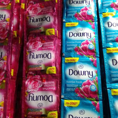Jual Downy Pelembut Pewangi Pakaian Sachet Renceng 10ml Isi 12 Sachet