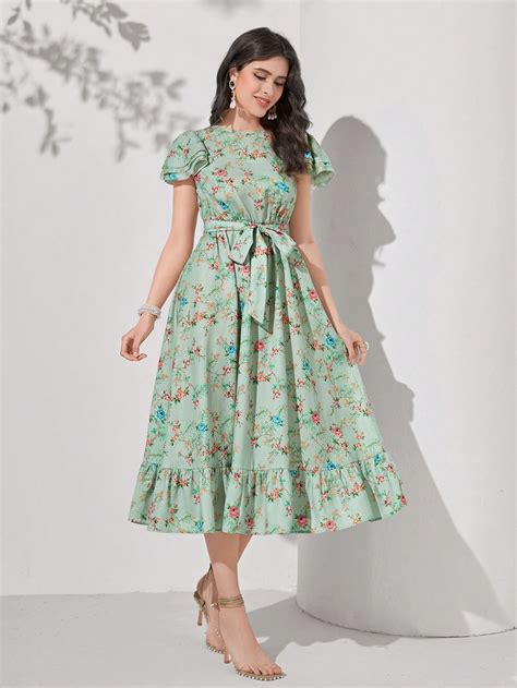 SHEIN Mulvari Vestido con cinturón con estampado floral bajo con