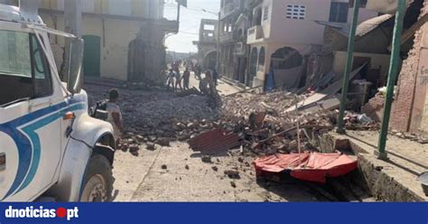 Pelo Menos 227 Mortos No Sismo De Magnitude 7 2 No Haiti DNOTICIAS PT