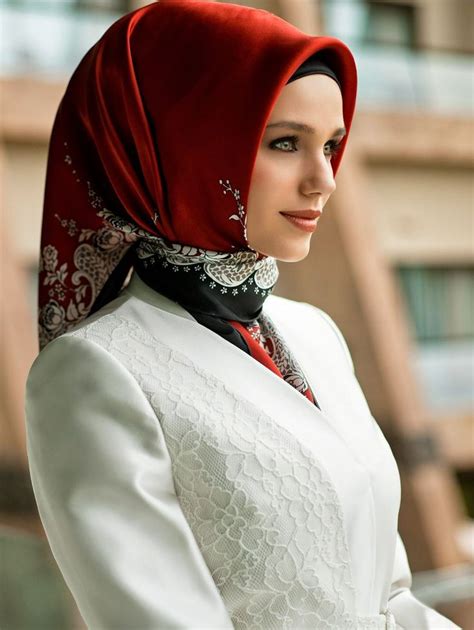 Pin By Db On Arab Fashions Hijab Fashion Turkish Hijab Style