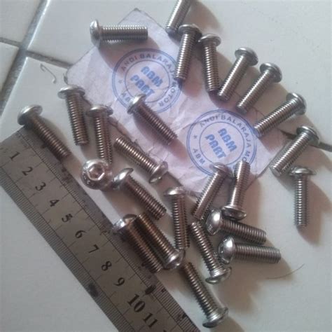Jual Baut L Stainles Button M8 X 25 Atau Baut 12 Panjang 2 5cm Di Lapak