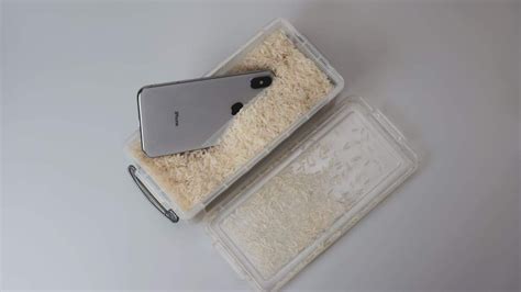 Como Tirar Água do iPhone Focalizando