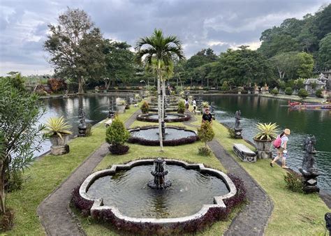 Sejarah Tirta Gangga Lokasi Tiket Masuk Fasilitas Rute