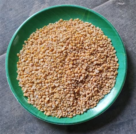 Broken Light Yellow Organic Toor Dal Tamil Nadu High In Protein At Rs