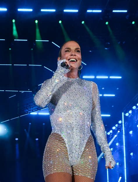 Foto Ivete Sangalo lotou o estádio do Maracanã pela segunda vez em um